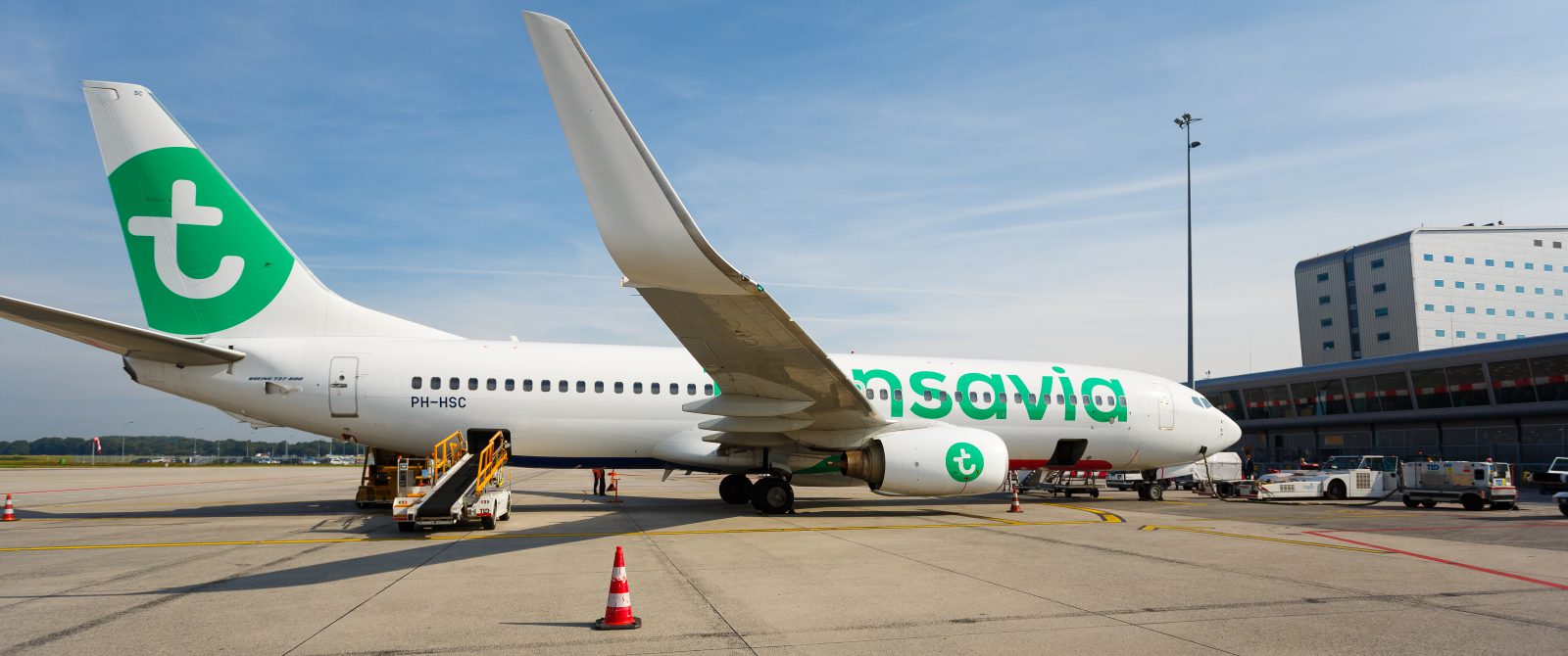 Zo kan Transavia veilig werken met tablets in de lucht en op de ...